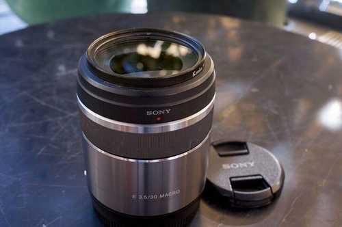 Макрообъектив Sony 30mm f/3.5 Macro E