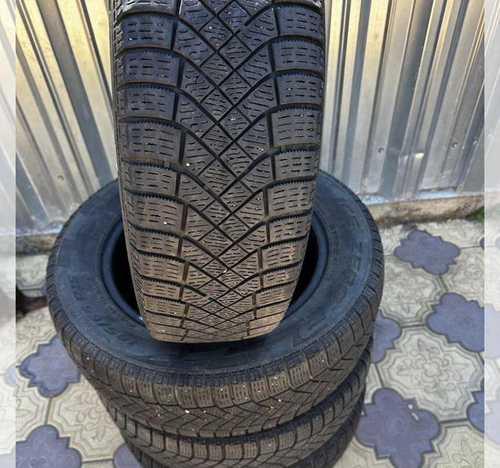 Pirelli Ice Zero 65/180 R15