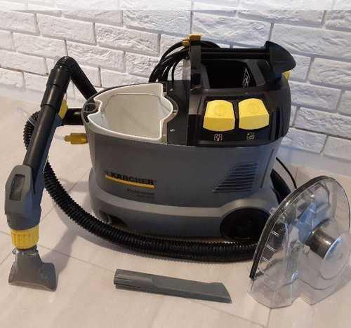 Моющий пылесос karcher puzzi 8 Prof