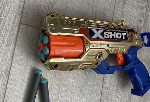 Nerf x-shot пистолет золотого цвета