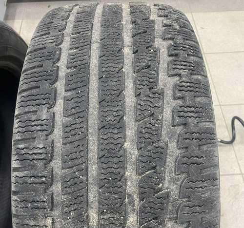 Kumho I'Zen KW27 255/45 R18