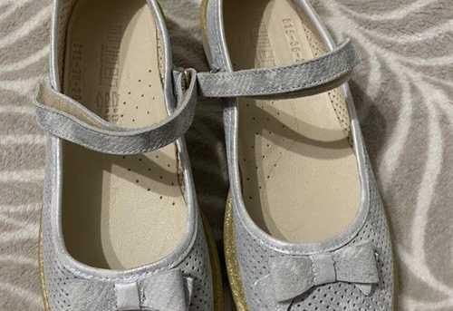 Туфли новые для девочки размер 36 натур кожа