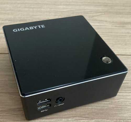 Мини пк Gigabyte