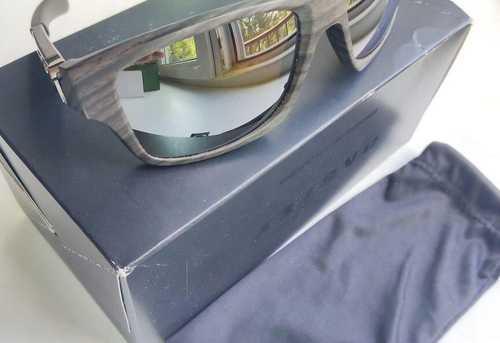 Oakley Jupiter Squared