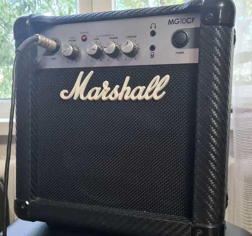 Гитарный комбоусилитель marshall MG10CF