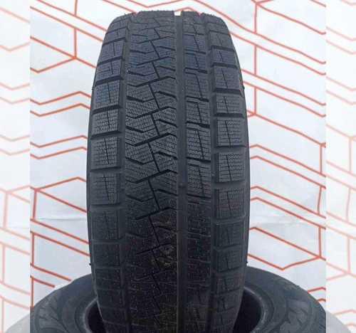 Pirelli Formula Ice FR 195/65 R15 95T