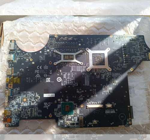 Материнская плата MSI gp62