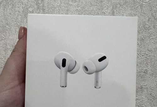 Airpods pro (кейс и левый наушник)