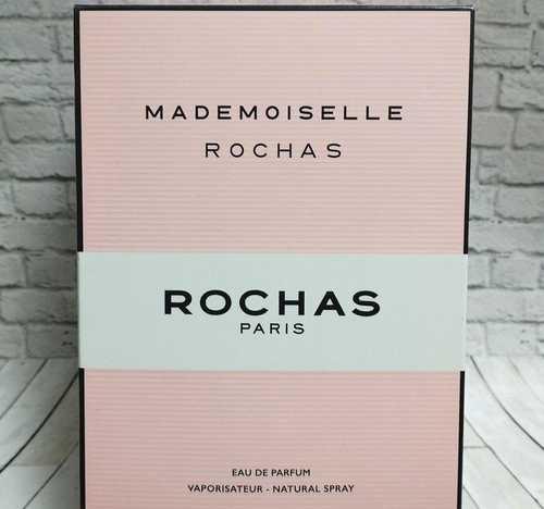 Коробка из-под духов Mademoiselle Rochas Paris