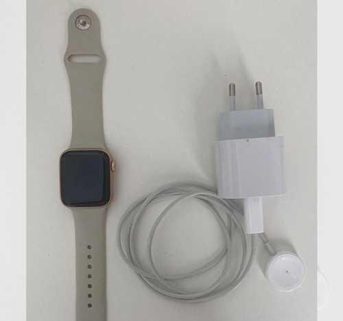 Смарт-часы Apple Watch SE (40mm)