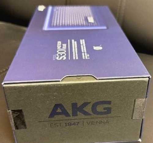 Музыкальная колонка AkG s30