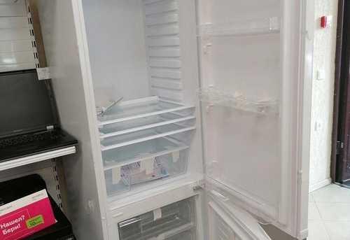 Холодильник Maunfeld MFF180W (Бв)
