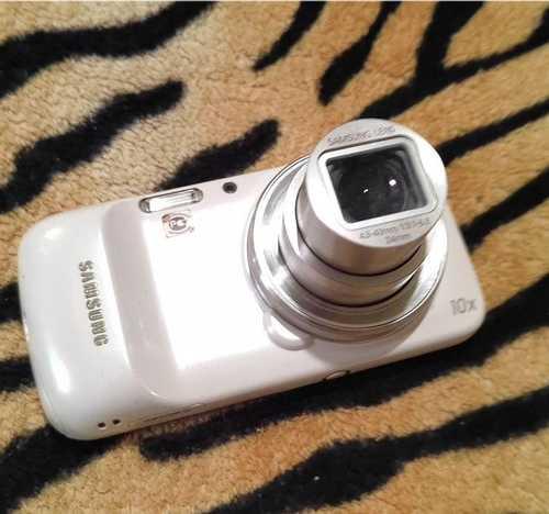 Samsung Galaxy S4 Zoom 4G C105, 8 ГБ