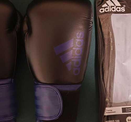 Боксерские перчатки adidas 8 oz