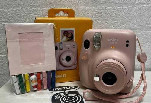 Полароид Instax Mini 11