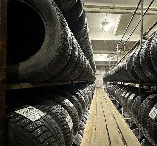 Roadstone N'Fera AU5 215/60 R16