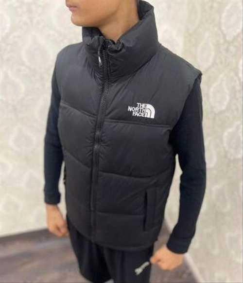 Жилетки The North Face большой выбор