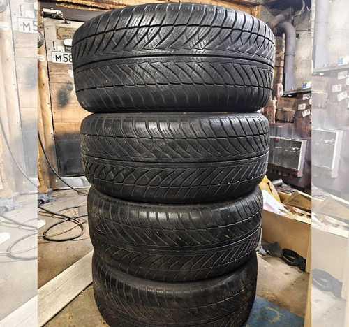 Goodyear Cargo Ultra Grip 255/50 R19