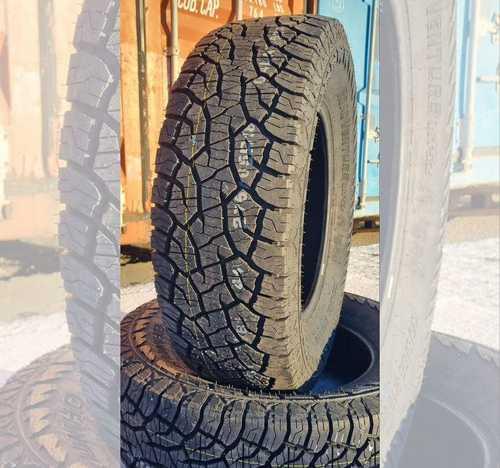 Kumho Road Venture AT52 265/75 R16 116T