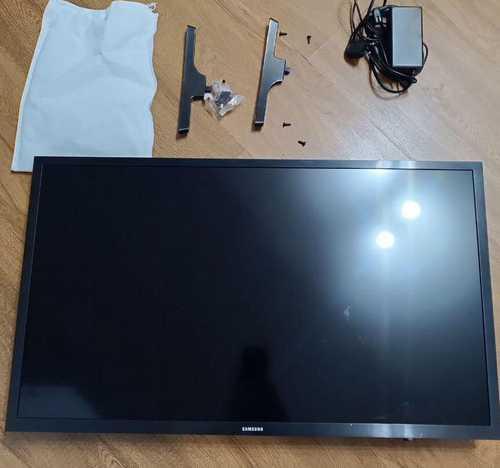 32"LED-телевизор Samsung UE32N4000auxru черный(не