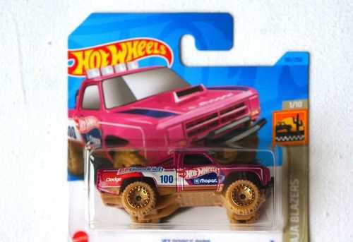 Hot Wheels 1987 Dodge D100 (Pink)