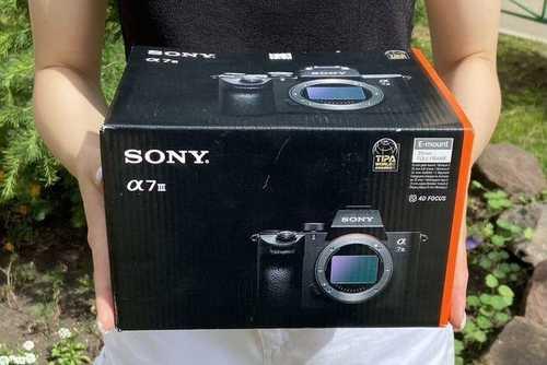 Беззеркальный фотоаппарат Sony Alpha7 III