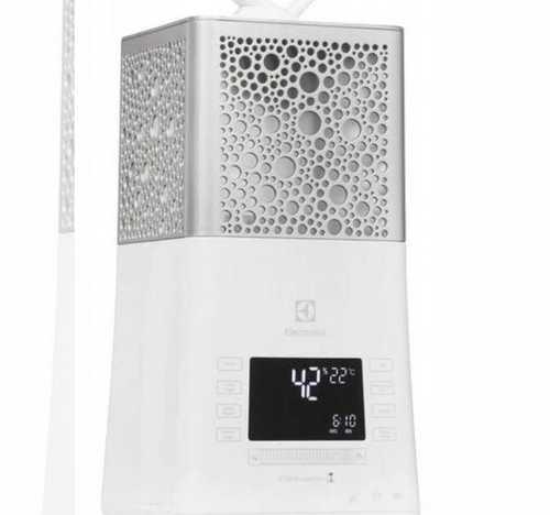 Увлажнитель воздуха Electrolux EHU-3815D