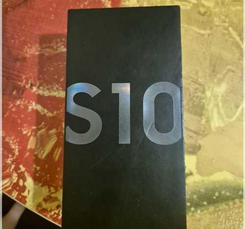 Samsung Galaxy S10, 8/128 ГБ