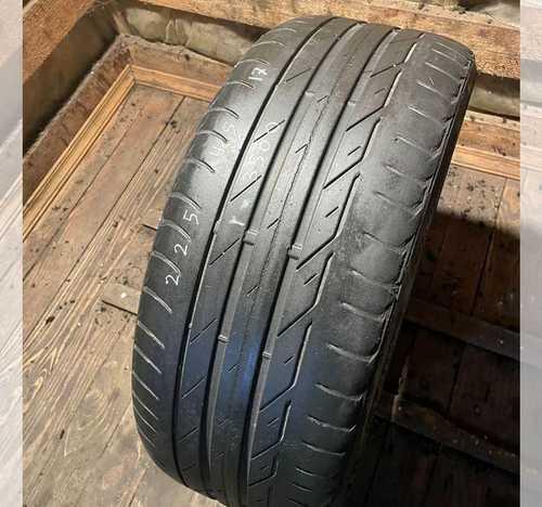 Bridgestone Turanza T001 225/45 R17