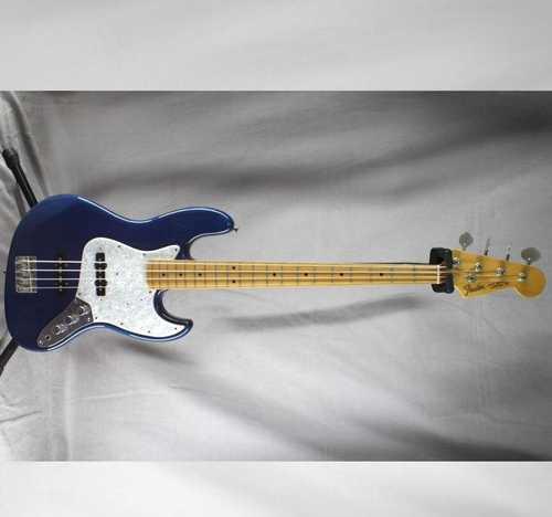 Fender Jazz Bass 62 Limited Edition Transparent Bl