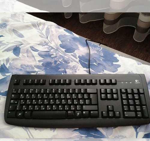 Игровая клавиатура logitech