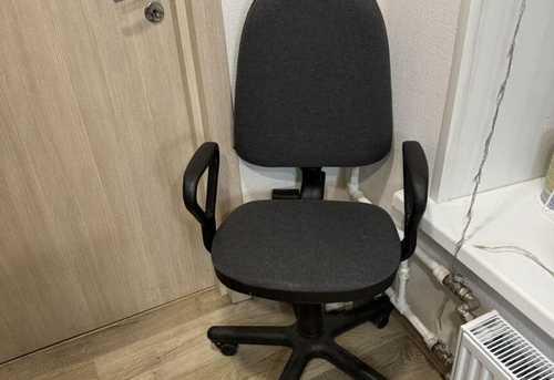 Кресло офисное