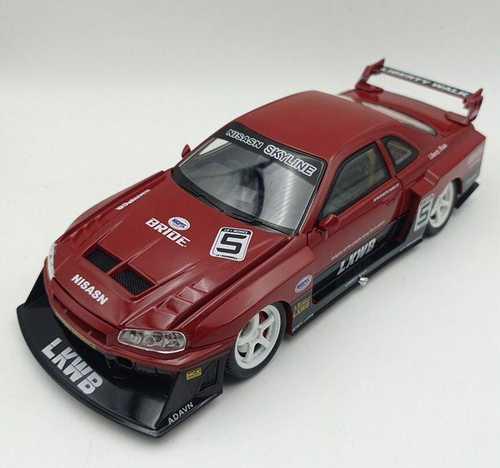 Игрушка масштабная модель авто 1:24 Nissan Skyline