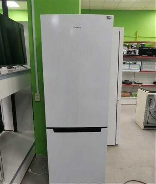 Холодильник с морозильником Бирюса 820NF