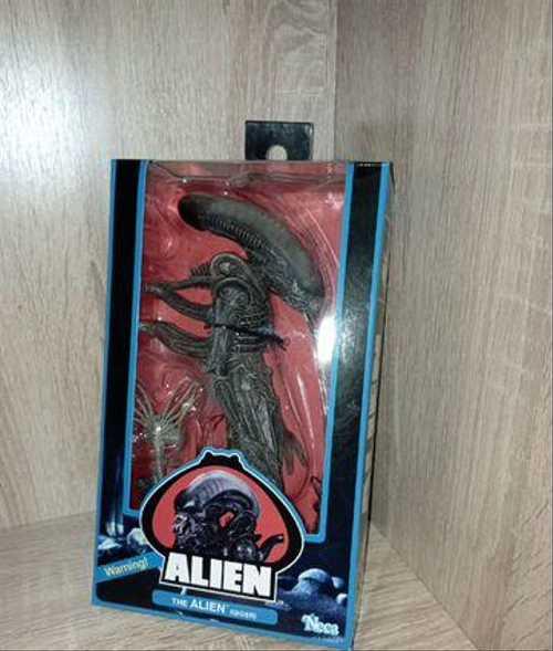 Коллекционная фигурка Alien Xenomorph neca
