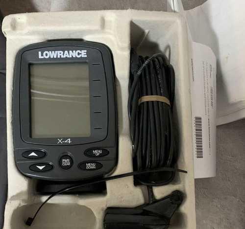 Эхолот lowrance x4