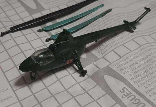 Модель вертолета Ми-1 Plasticart 1/100