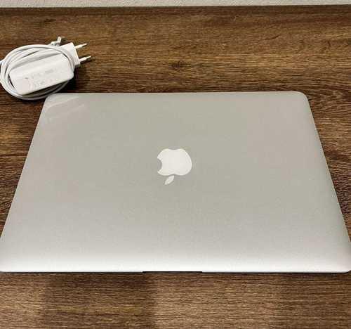 Apple MacBook Air (2013)