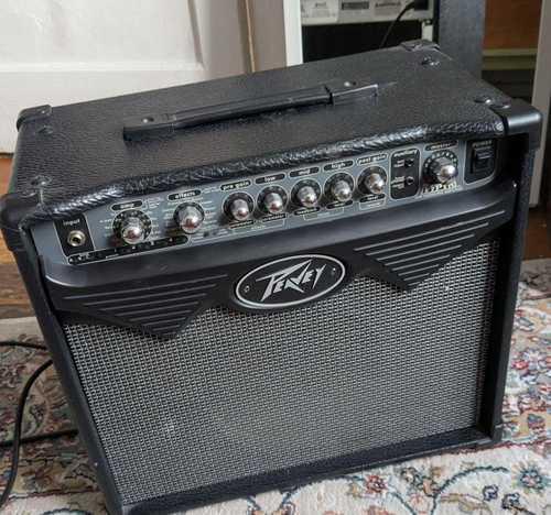 Гитарный комбоусилитель Peavey vypyr 15