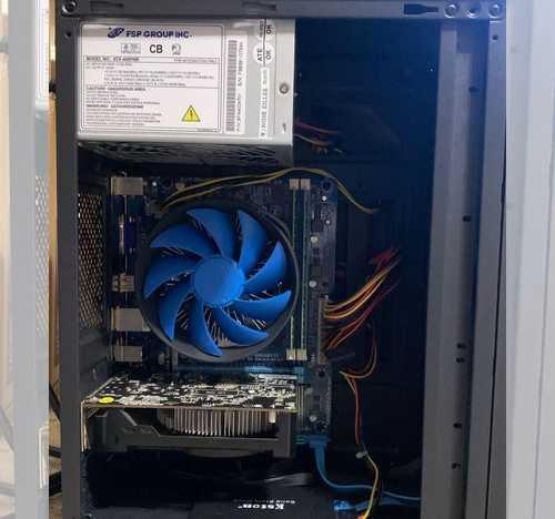 I5  RX550/ 16GB / 128 gb