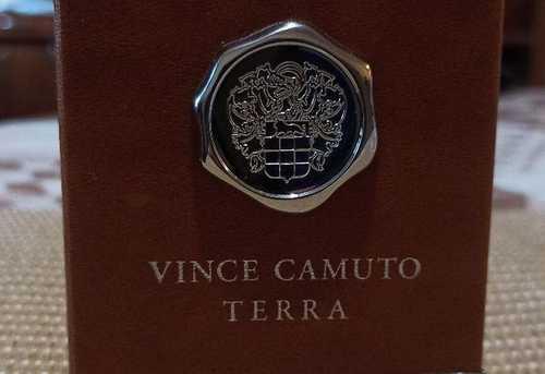 Vince Camuto Terra