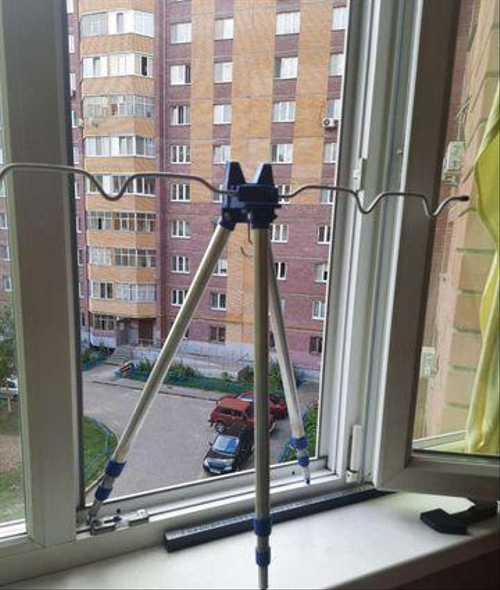 Тринога для фидера