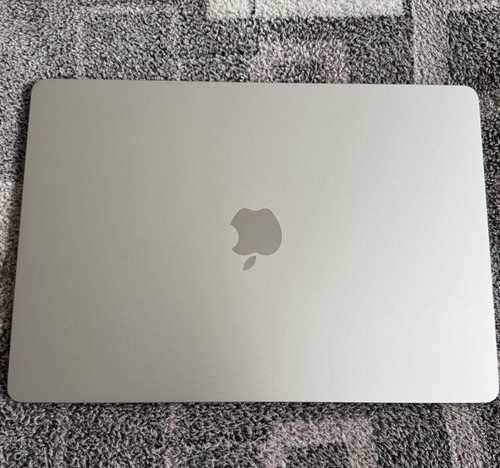 Apple macbook air 15 m3 почти новый