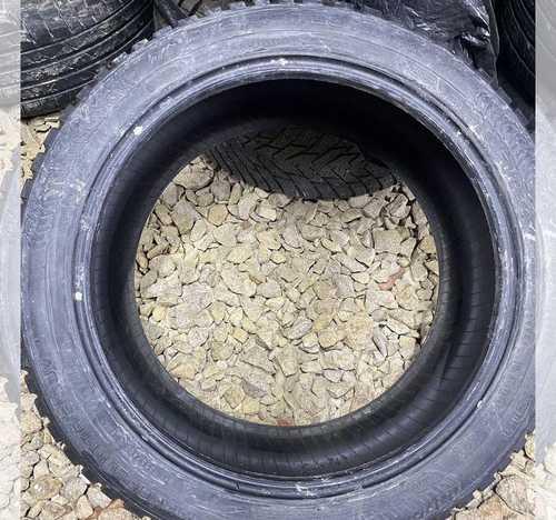 Nokian Tyres Hakkapeliitta 8 SUV 275/40 R20