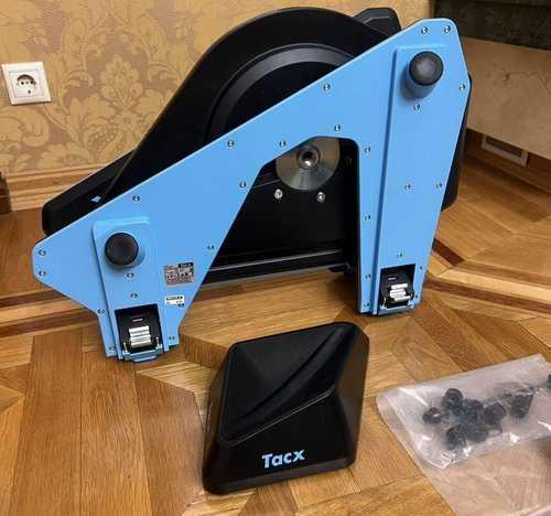 Велостанок tacx Neo 2T (T2875.61) + кассета