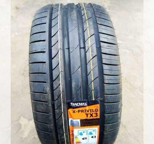 Tracmax X-Privilo TX3 215/55 R17 98W