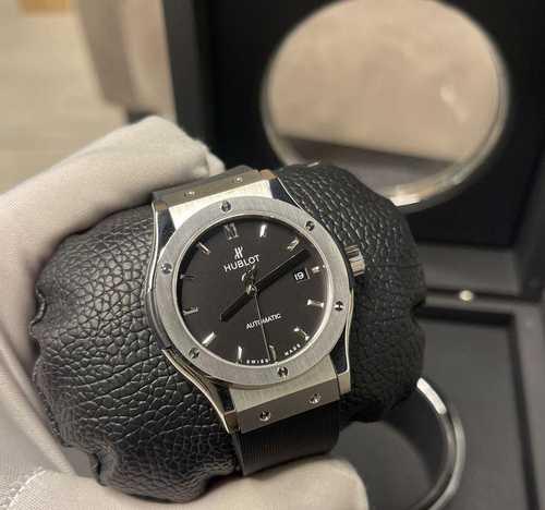 Часы Hublot Classic Fusion