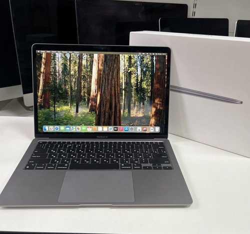 MacBook Air 13 (2020) M1 8/256 как новый в коробке