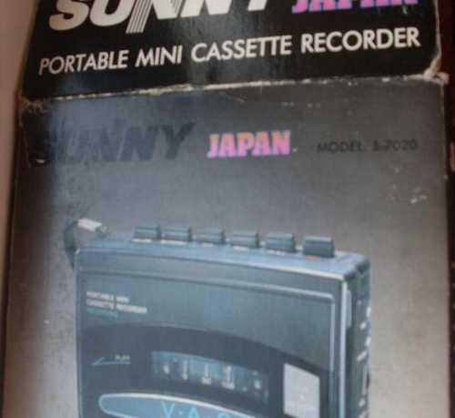 Кассетный диктофон portable mini cassette recorder