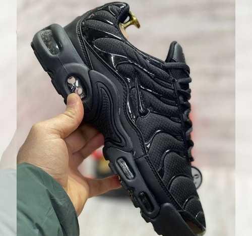 Мужские зимние кроссовки Nike Air Max TN 